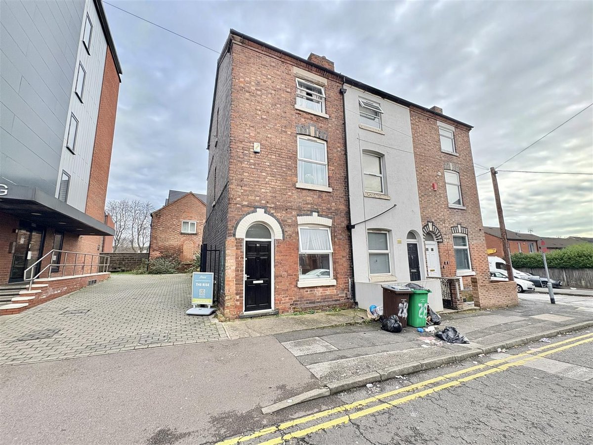 Property unavailable | 4 bed student house to let Russell Street ...